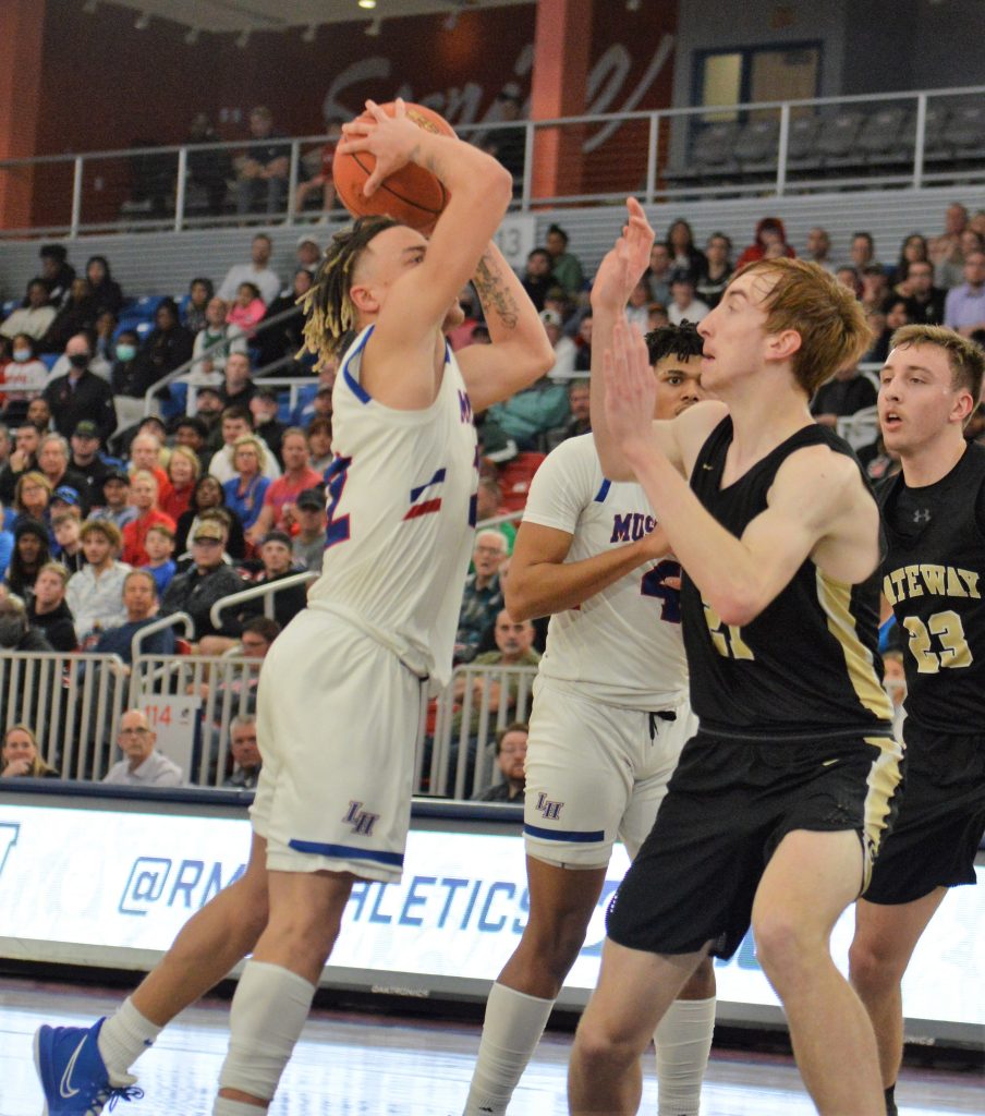 Tables turned: Gateway makes the clutch plays in ending Mustangs state ...